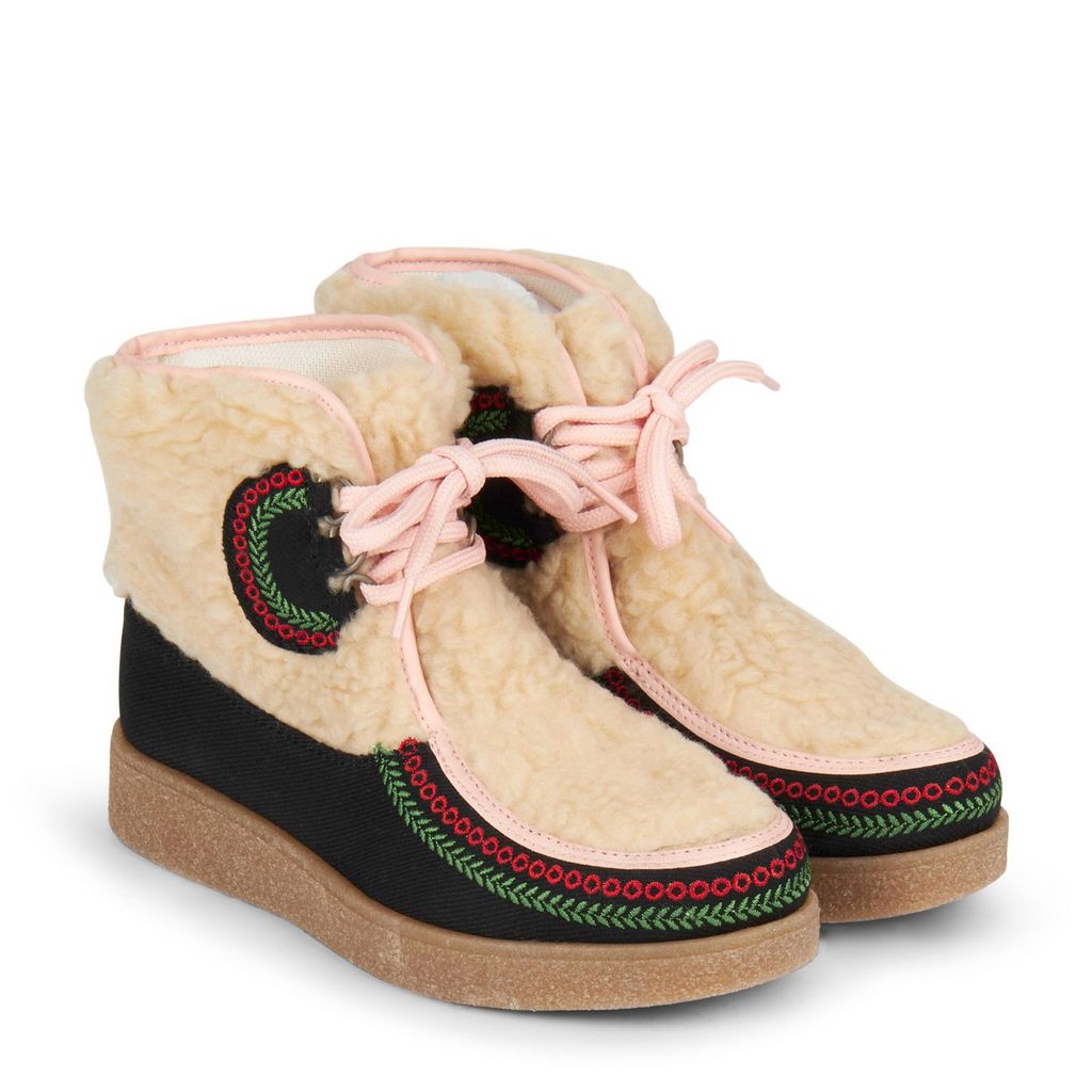 Girl Teddy Boots – Pocket Full of Posies